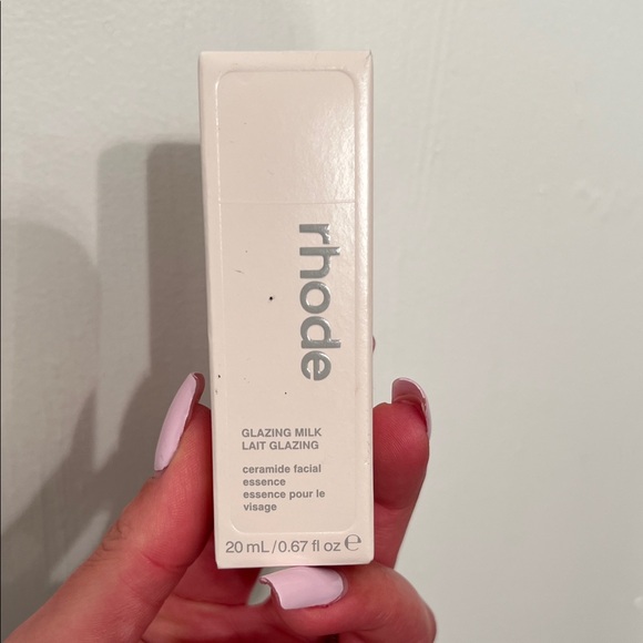 RHODE | Makeup | Rhode Glazing Milk Ceramide Facial Essence Cream ...